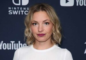 Perdita Weeks - Bio, Husband, Height, Measurements